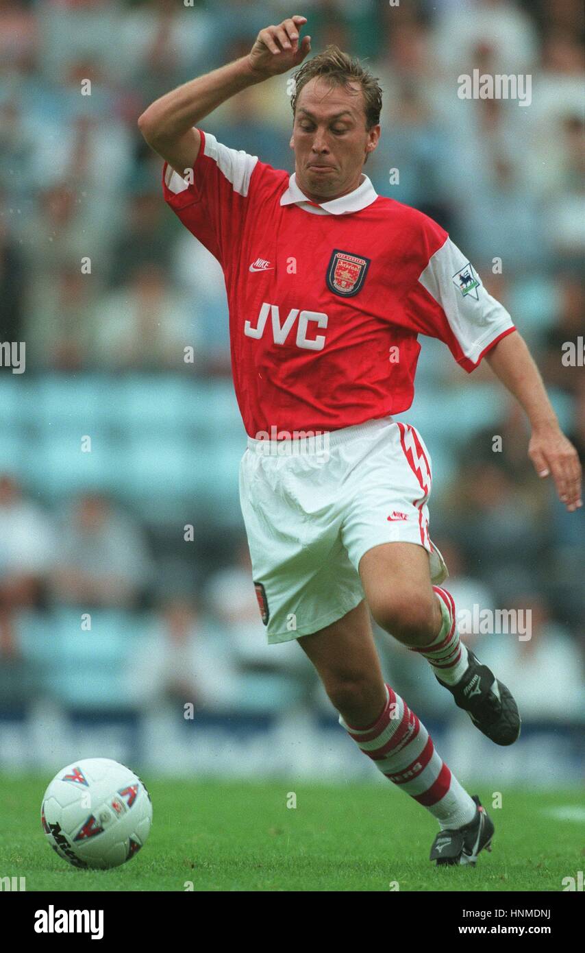 DAVID PLATT ARSENAL FC 29 August 1995 Stock Photo - Alamy