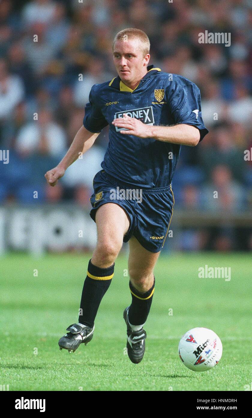 ALAN REEVES WIMBLEDON FC 10 September 1995 Stock Photo - Alamy