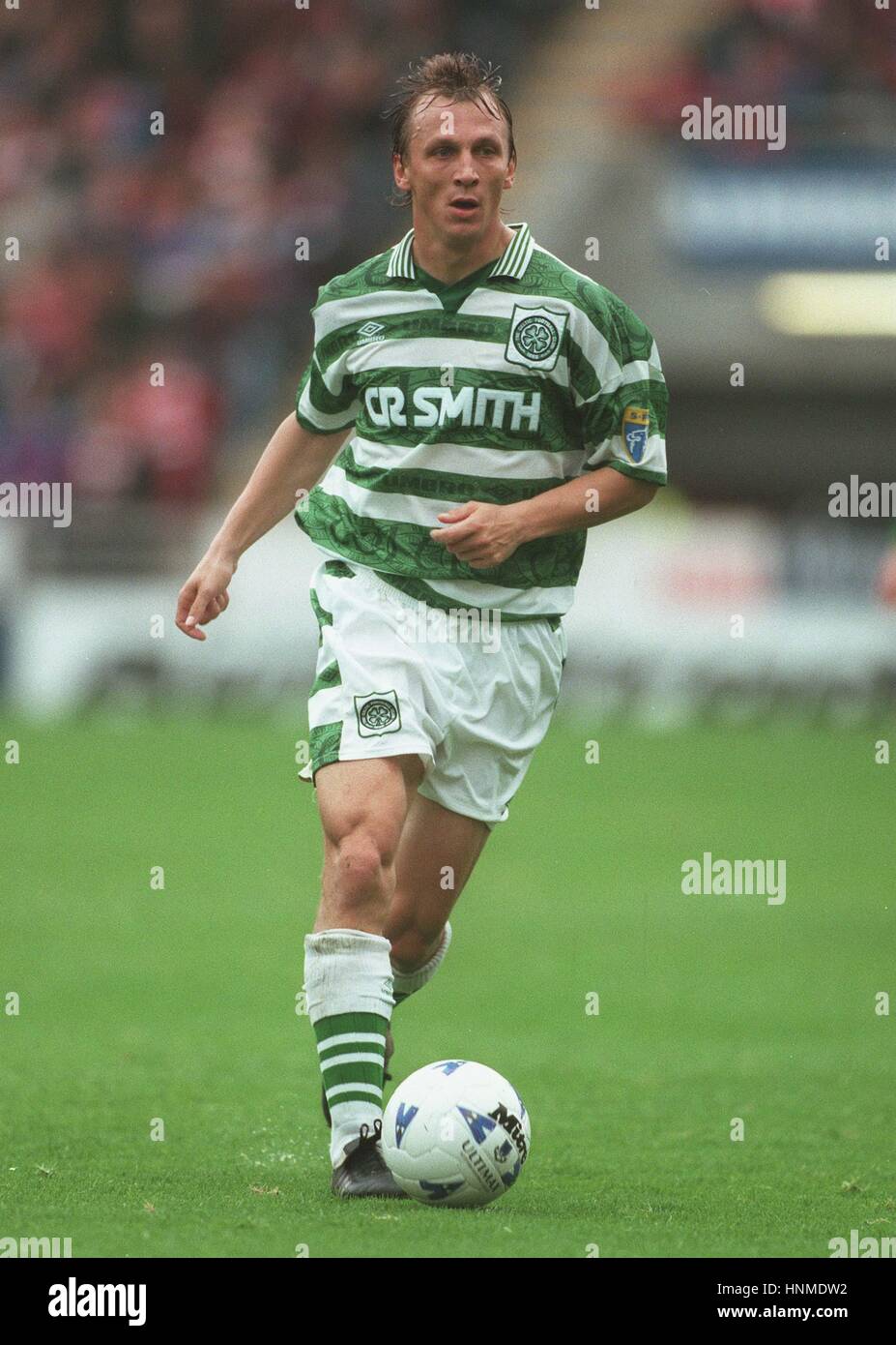 ANDREAS THOM GLASGOW CELTIC FC 11 September 1995 Stock Photo - Alamy