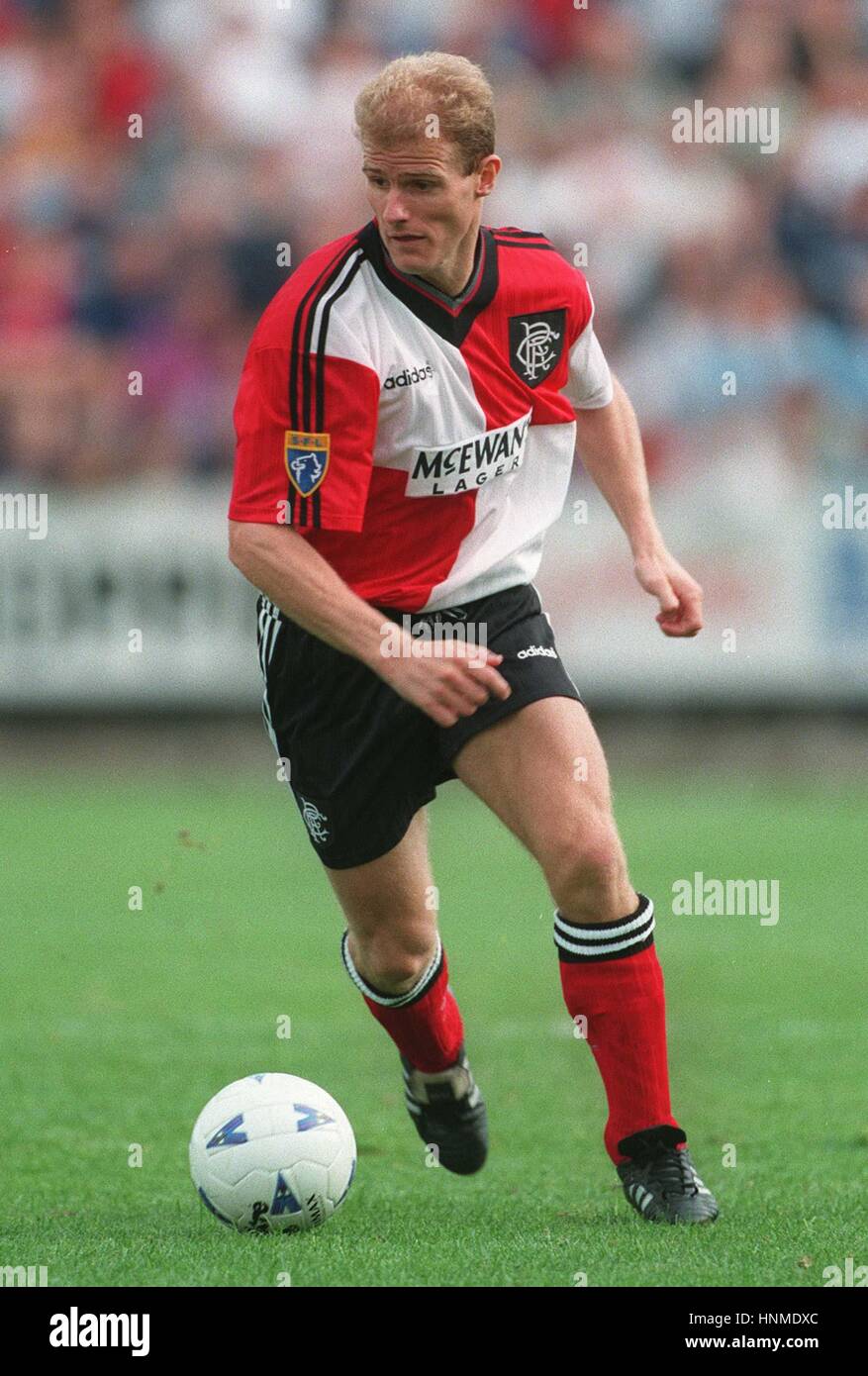 GORDON DURIE GLASGOW RANGERS FC 18 September 1995 Stock Photo - Alamy