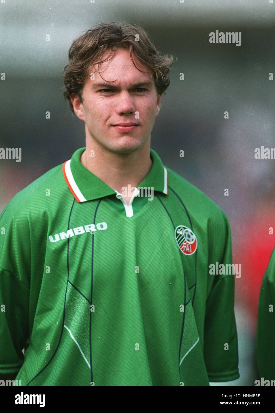 JASON MCATEER EIRE & LIVERPOOL FC 01 September 1995 Stock Photo - Alamy