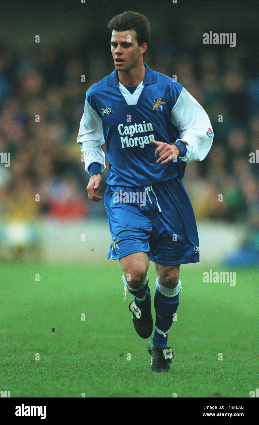 Millwall 1995 hi-res stock photography and images - Alamy