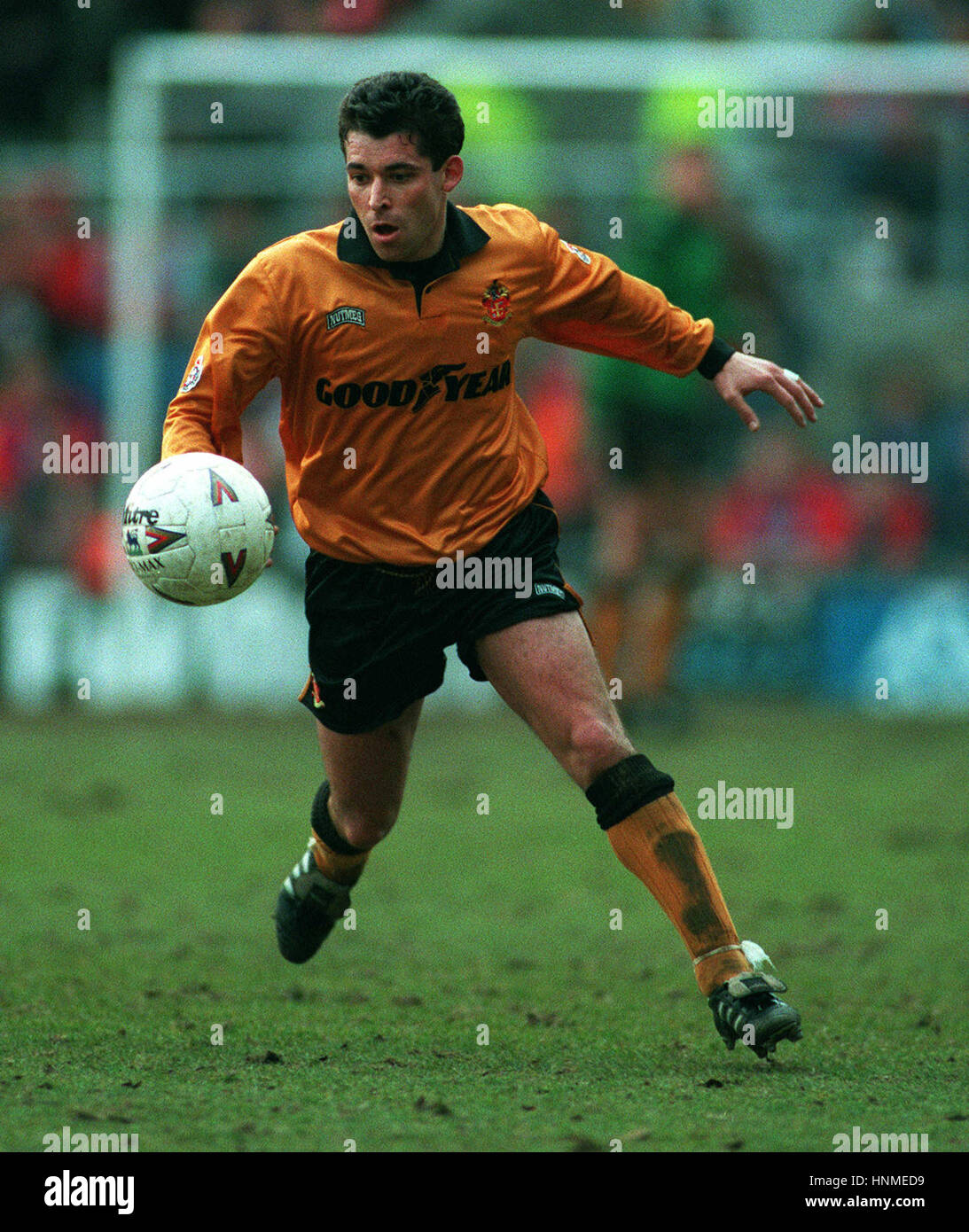 ANDY THOMPSON WOLVERHAMPTON WANDERERS FC 30 March 1995 Stock Photo - Alamy