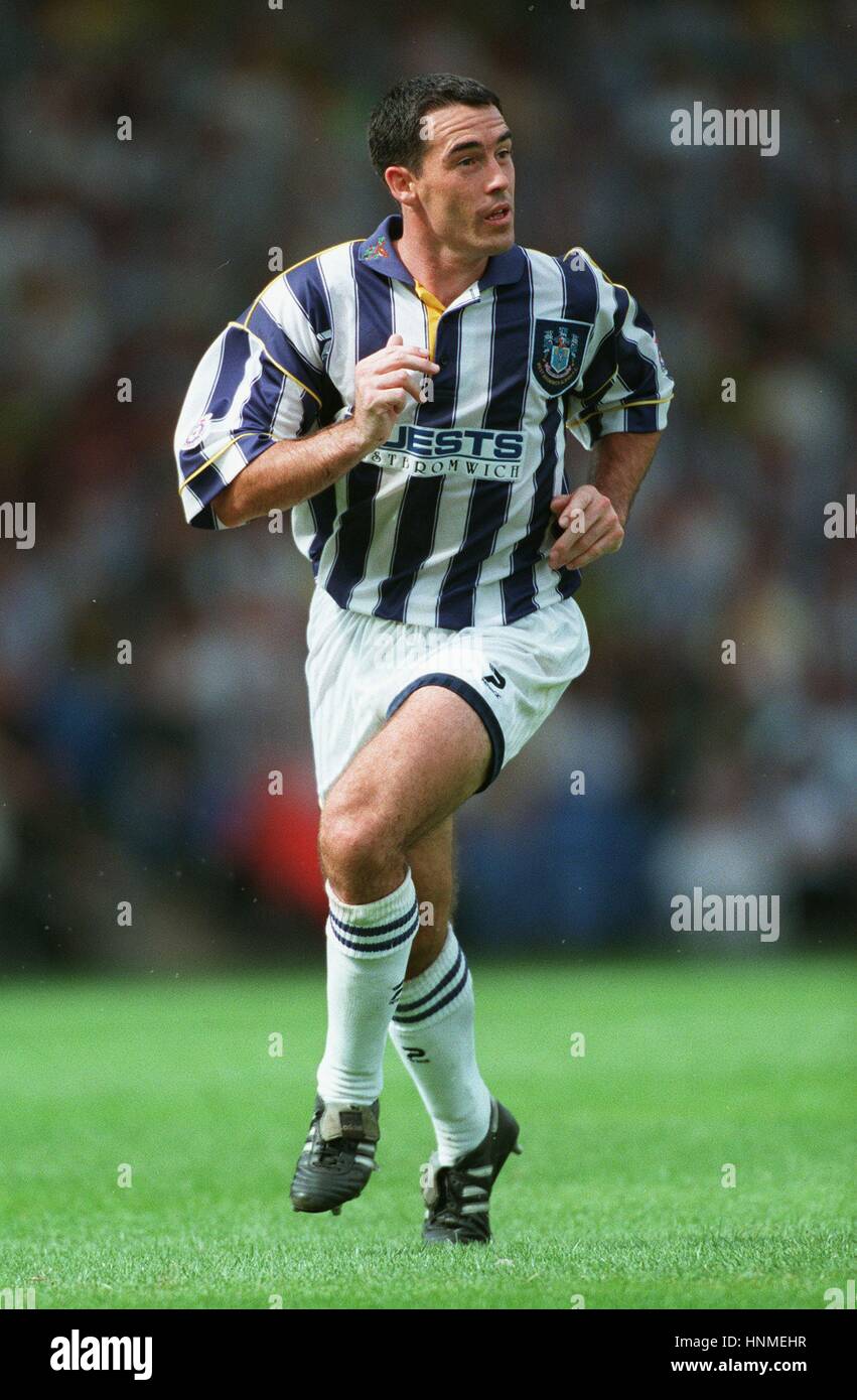 ROB TAYLOR WEST BROMWICH ALBION FC 21 August 1995 Stock Photo - Alamy