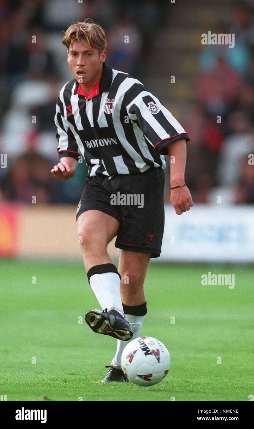 NICKY SOUTHALL GRIMSBY TOWN FC 06 September 1995 Stock Photo - Alamy