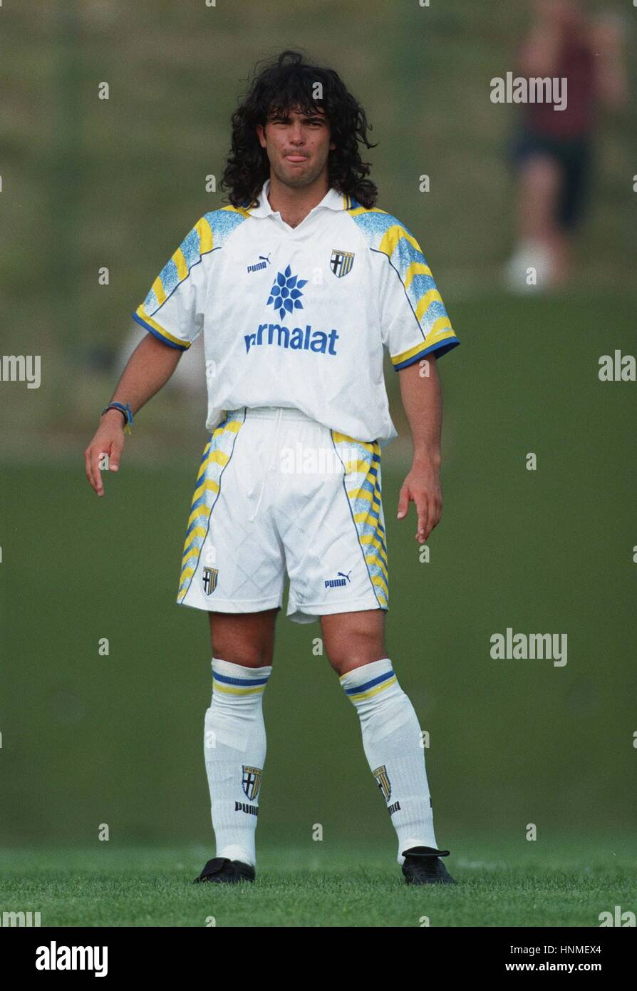 FERNANDO COUTO . PARMA FC 29 September 1995 Stock Photo - Alamy