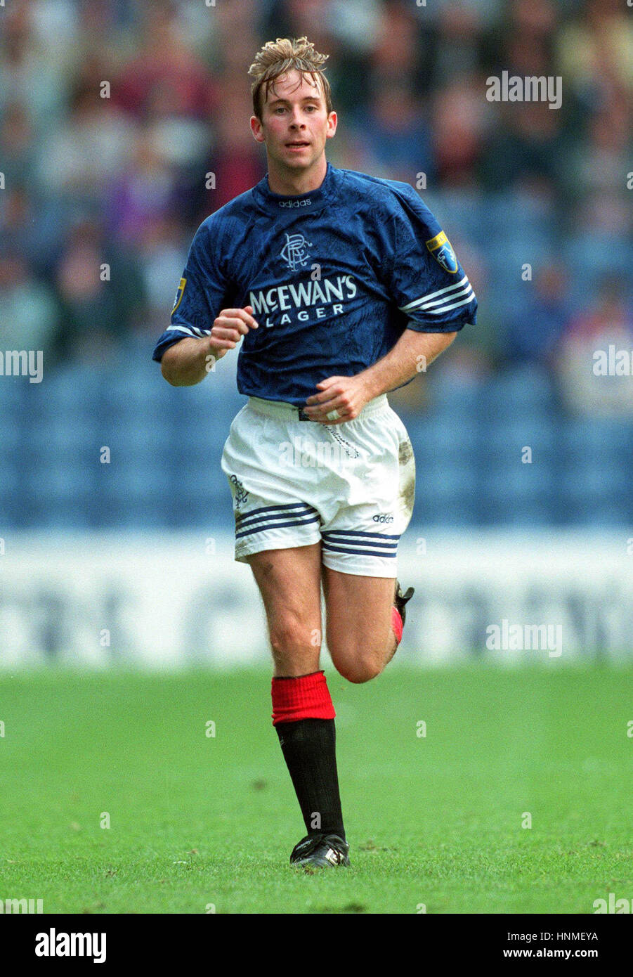 STEPHEN WRIGHT GLASGOW RANGERS FC 06 October 1995 Stock Photo - Alamy
