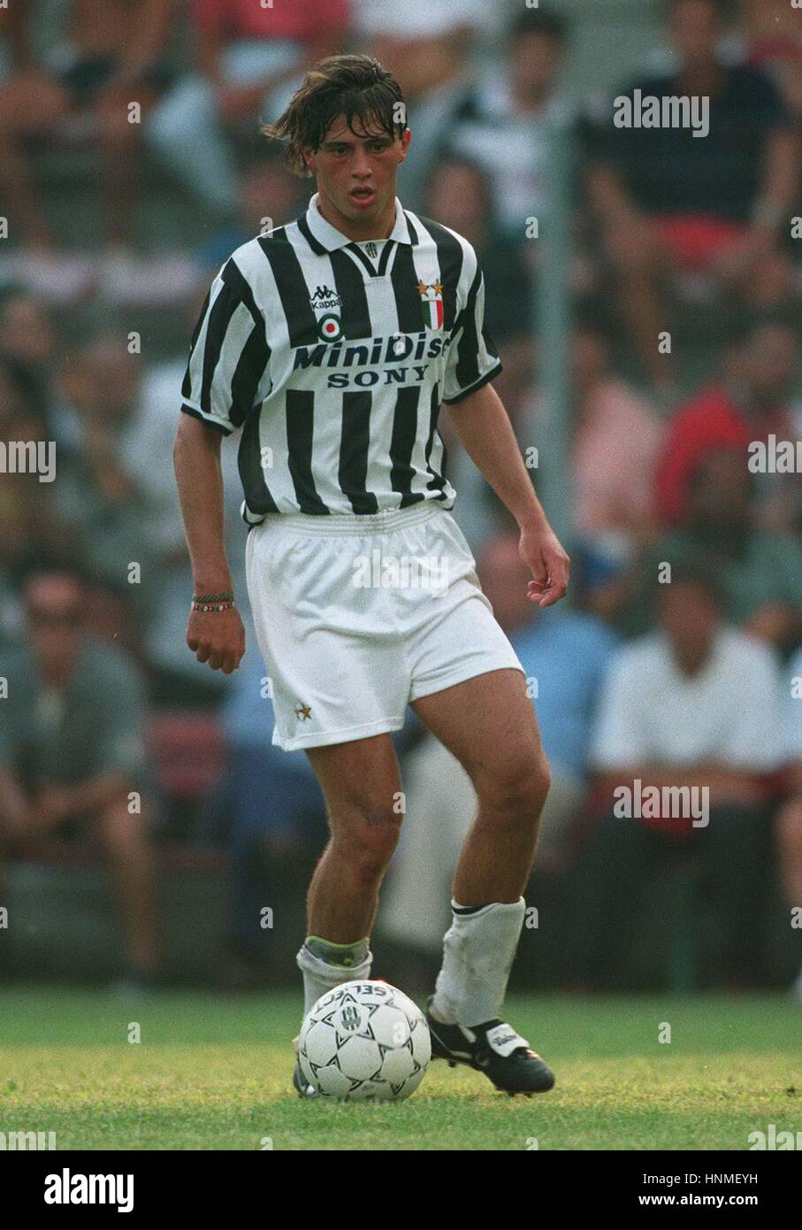 ALESSIO TACCHINARDI JUVENTUS FC 06 October 1995 Stock Photo - Alamy
