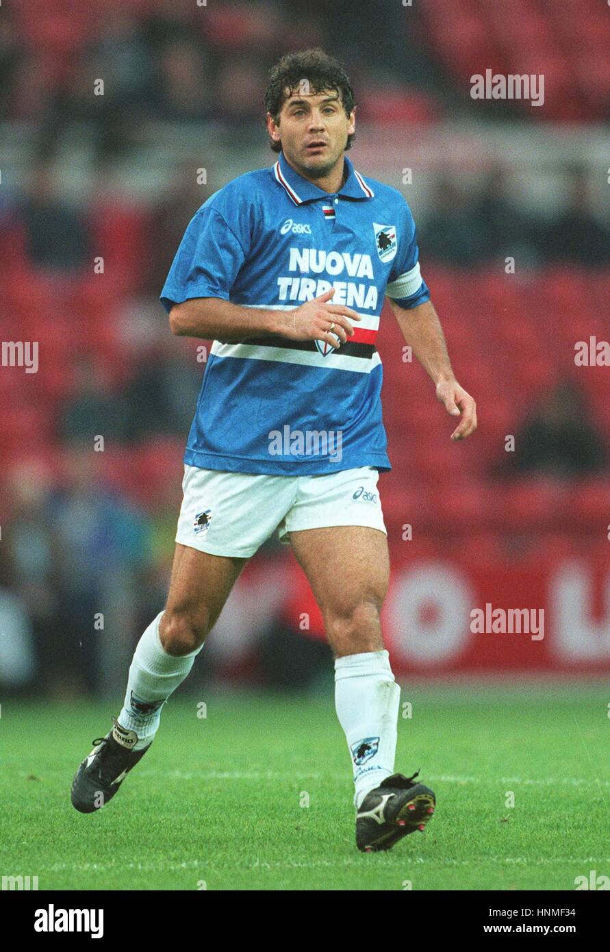FAUSTO SALSANO SAMPDORIA FC 24 November 1995 Stock Photo - Alamy