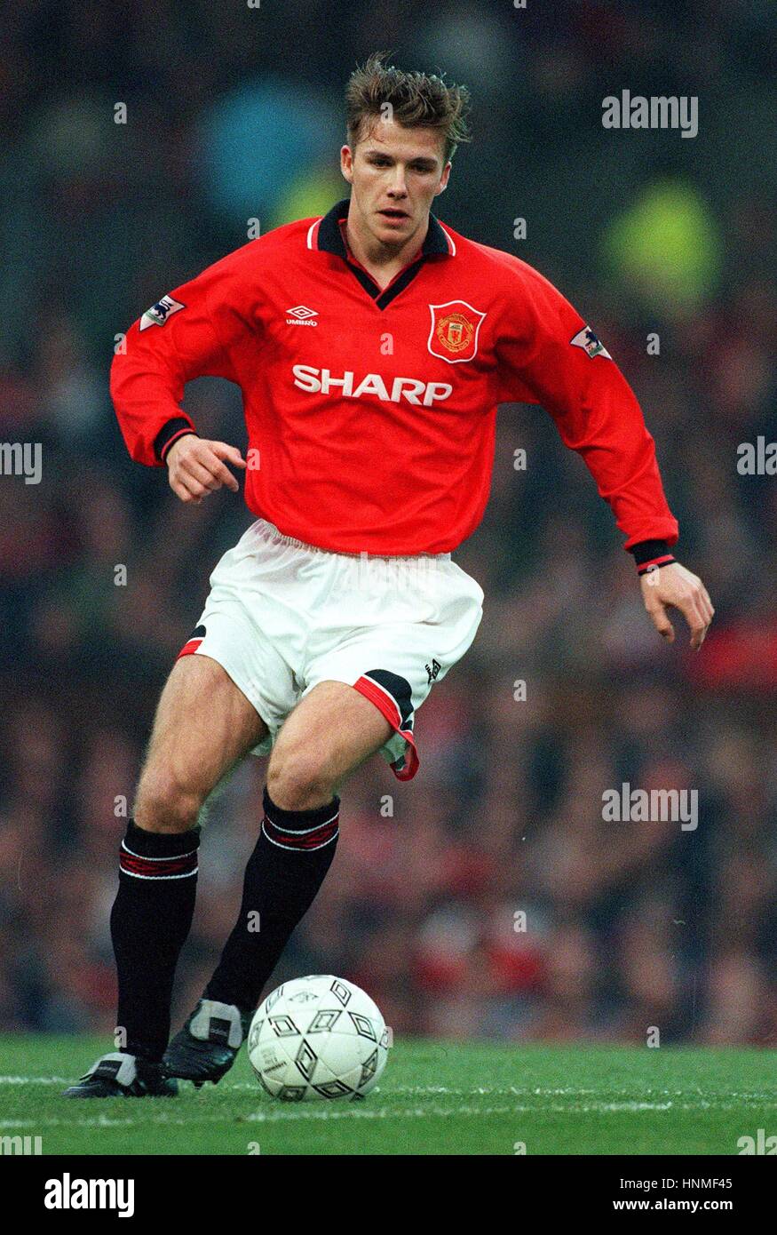 DAVID BECKHAM MANCHESTER UNITED FC 11 December 1995 Stock Photo - Alamy