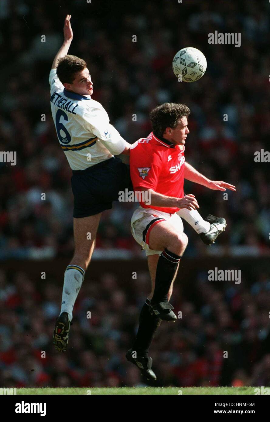Leeds united and mark hughes hi-res stock photography and images - Alamy