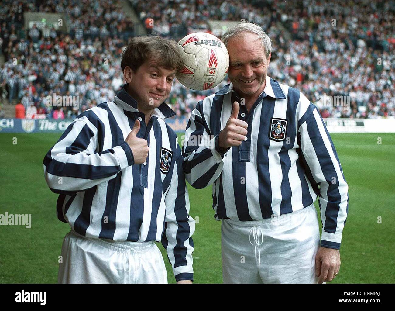 Frank skinner with jeff astle hi-res stock photography and images - Alamy