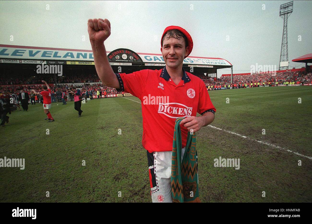 BRYAN ROBSON MIDDLESBROUGH V LUTON TOWN MIDDLESBROUGH V LUTON TOWN 23 ...