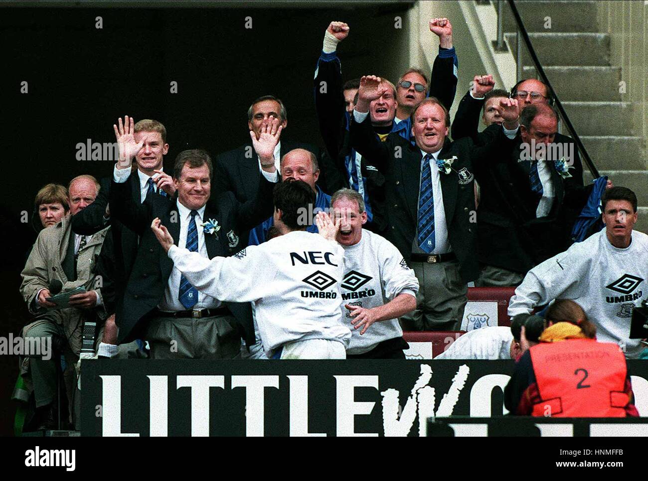 Manchester united everton fa cup hi-res stock photography and images ...