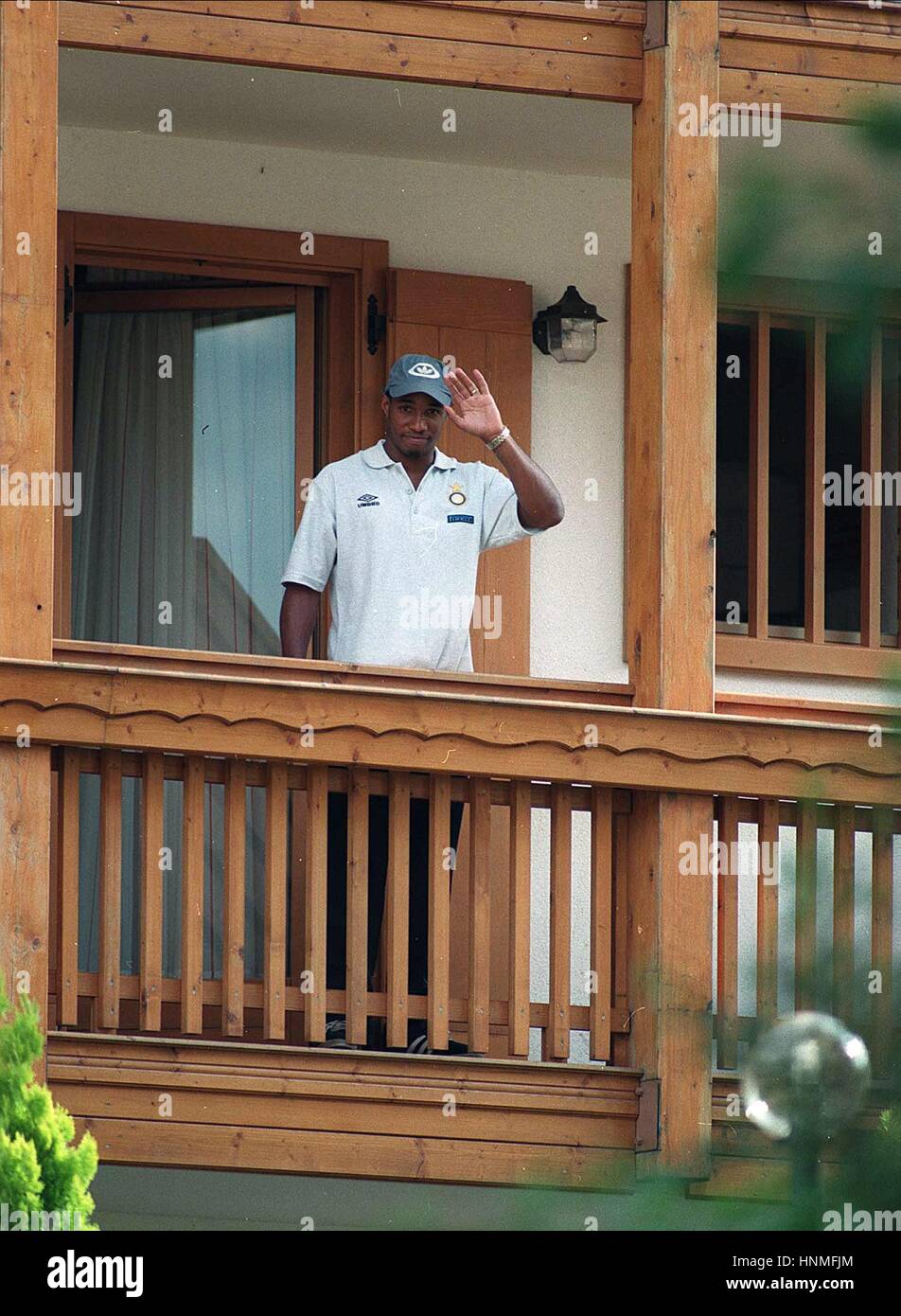 PAUL INCE INCE AT INTER TRAINING CAMP INCE AT INTER TRAINING CAMP 16 ...