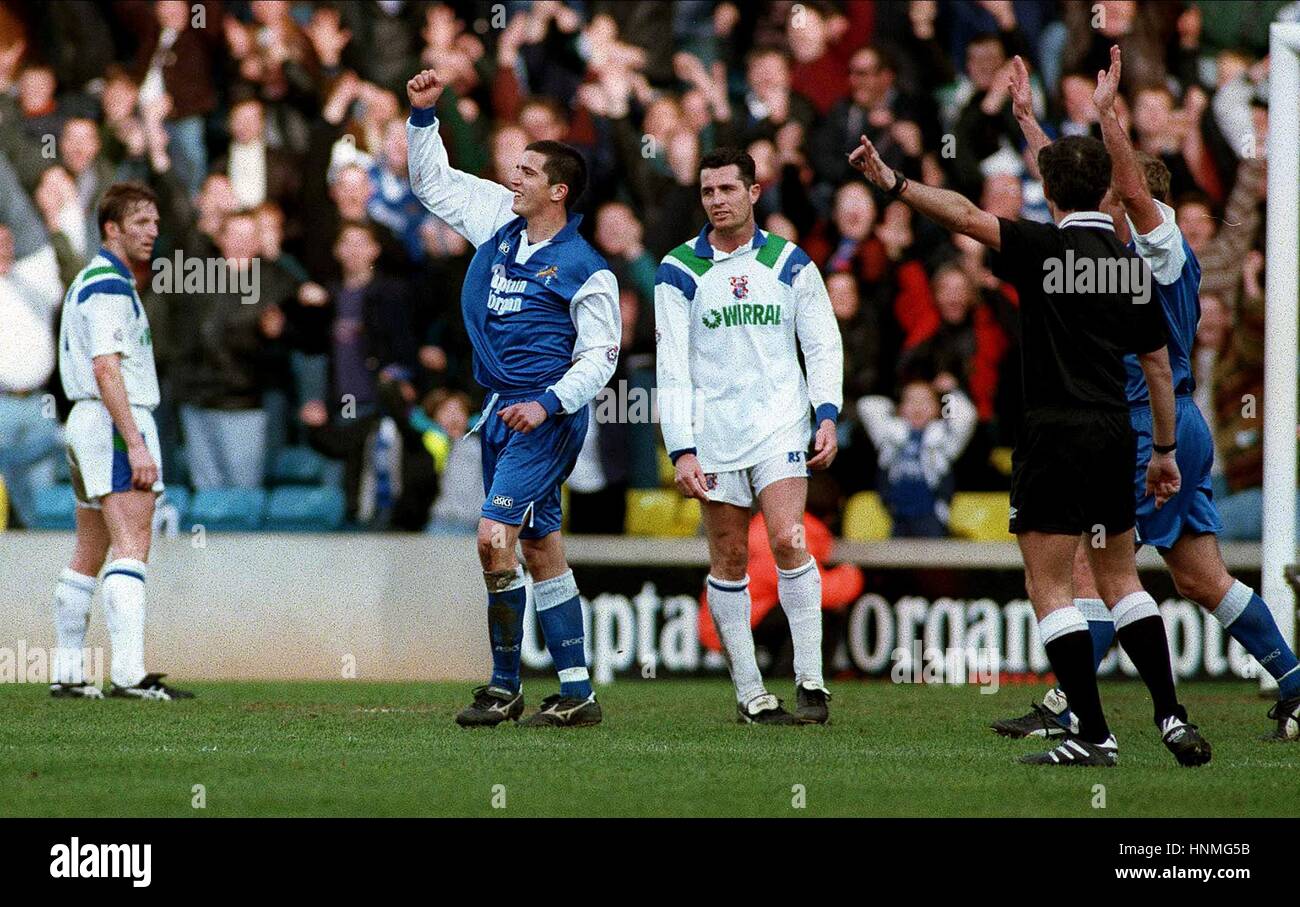 Andy roberts millwall hi-res stock photography and images - Alamy