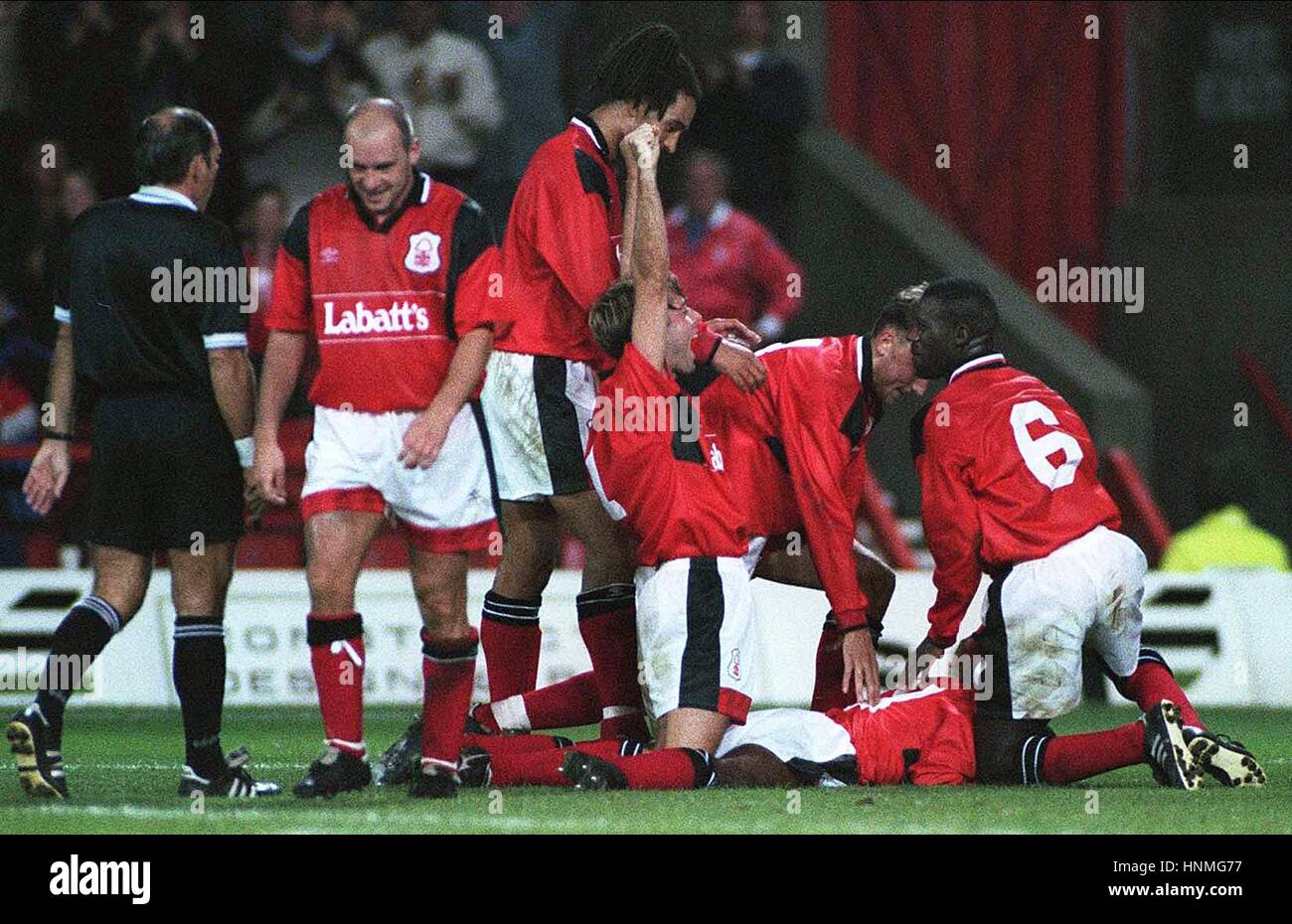 BRYAN ROY TEAM-MATES NOTTINGHAM FOREST V MALMO NOTTINGHAM FOREST V ...