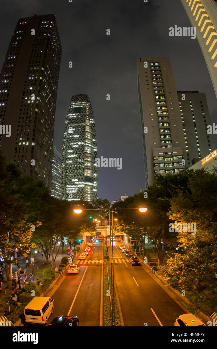 Cityscape street level hi-res stock photography and images - Alamy