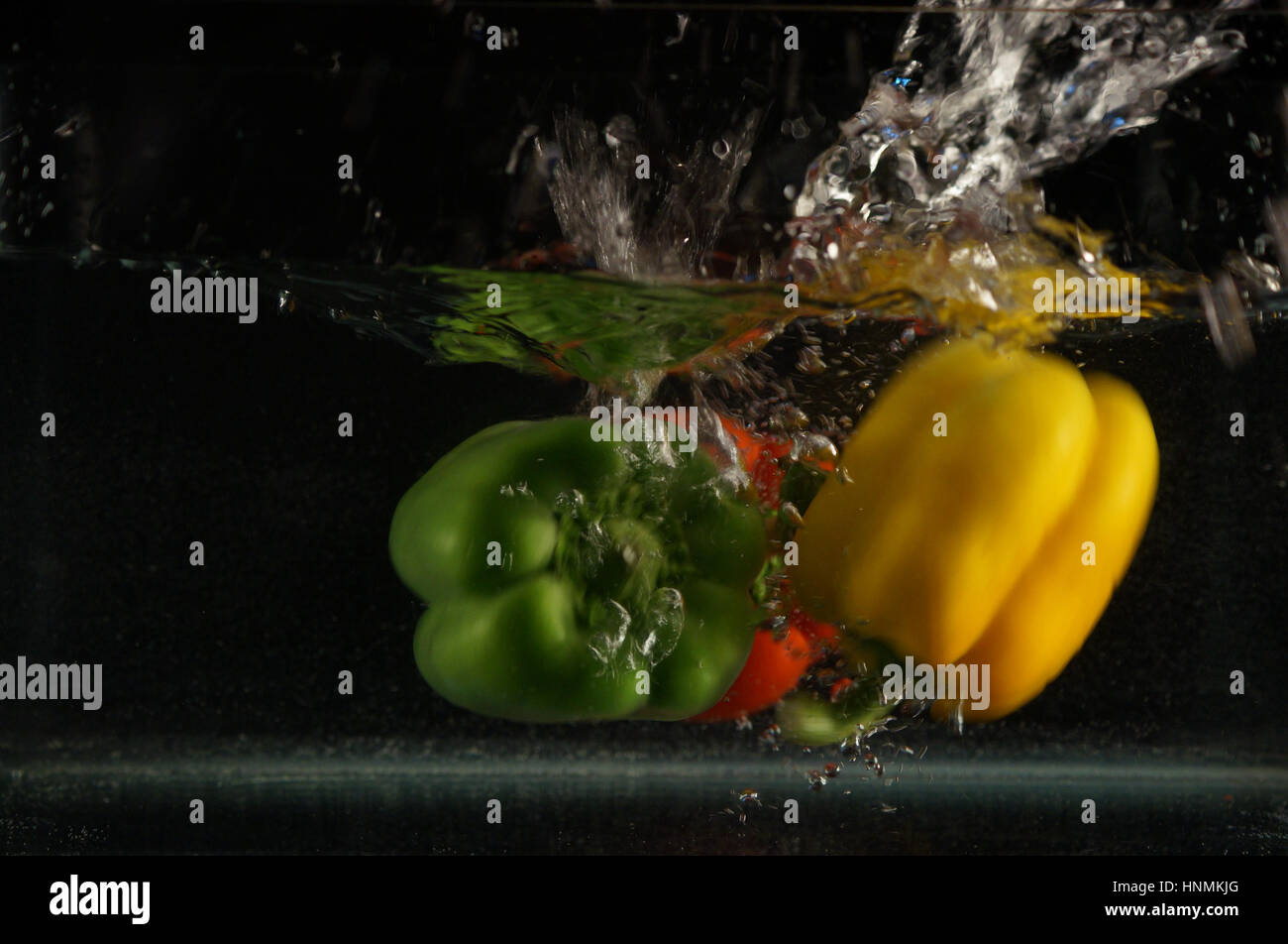 Falling peppers hi-res stock photography and images - Alamy