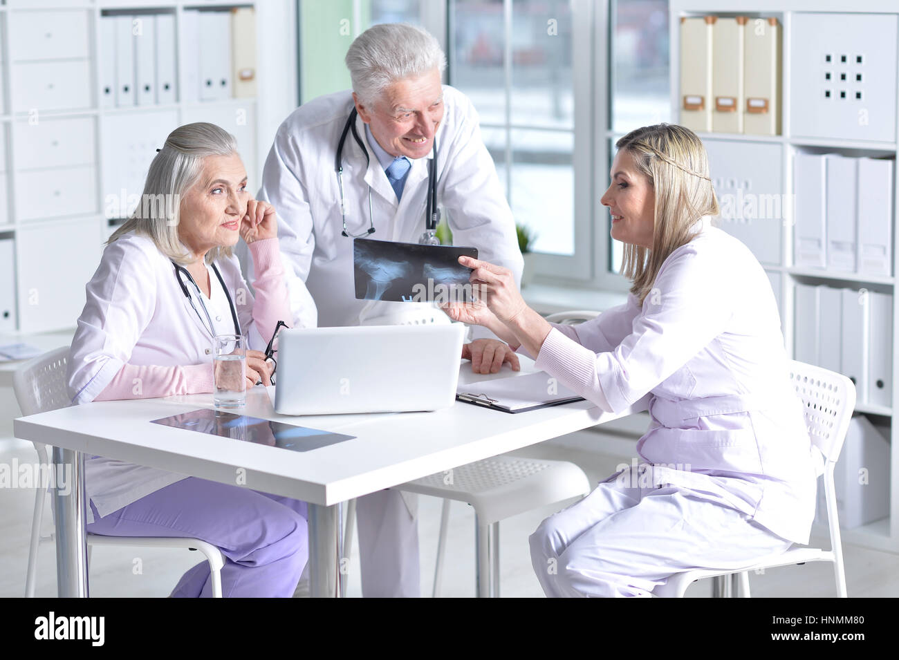 doctors discussing something Stock Photo - Alamy