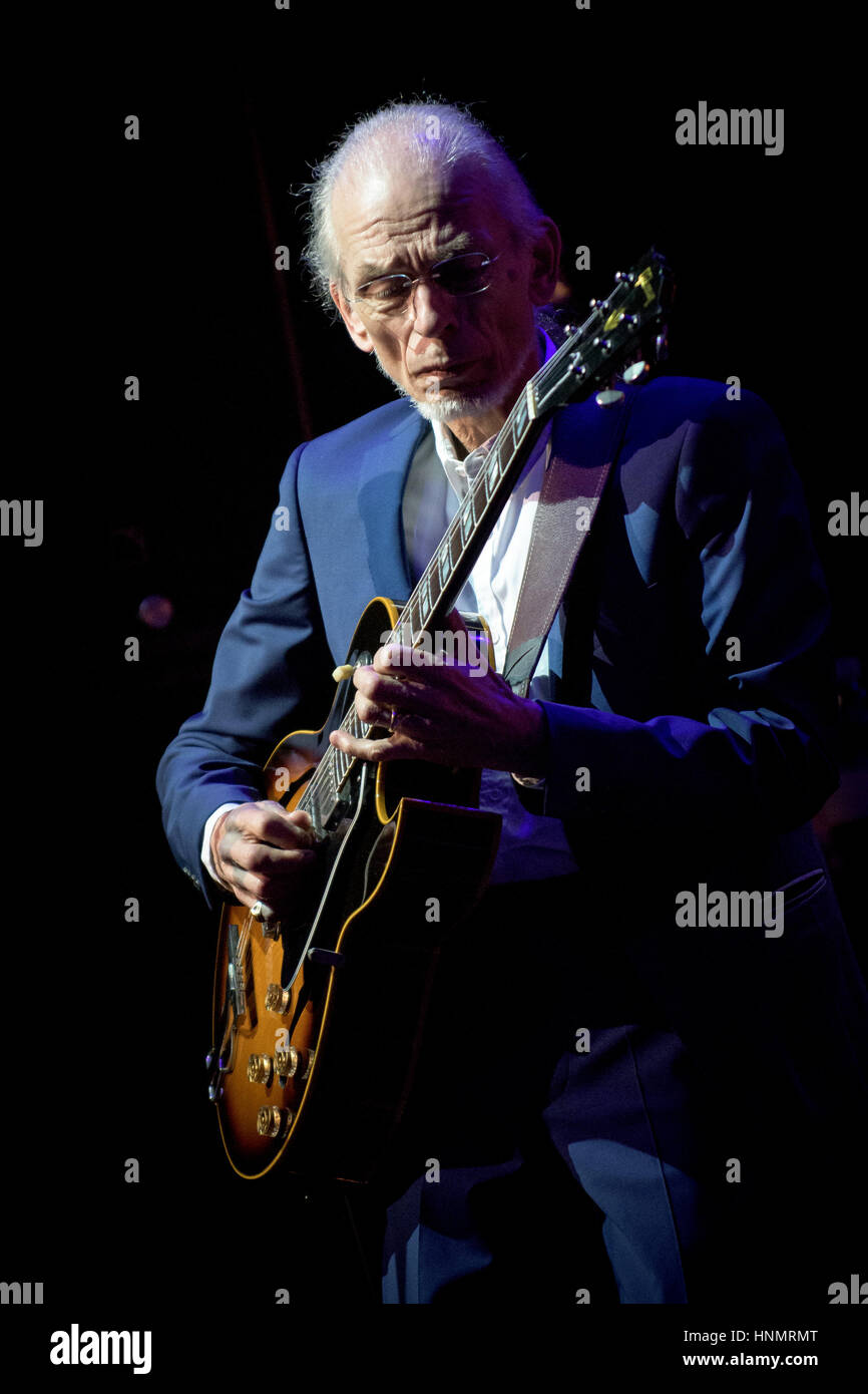 Jon Davison High Resolution Stock Photography and Images - Alamy