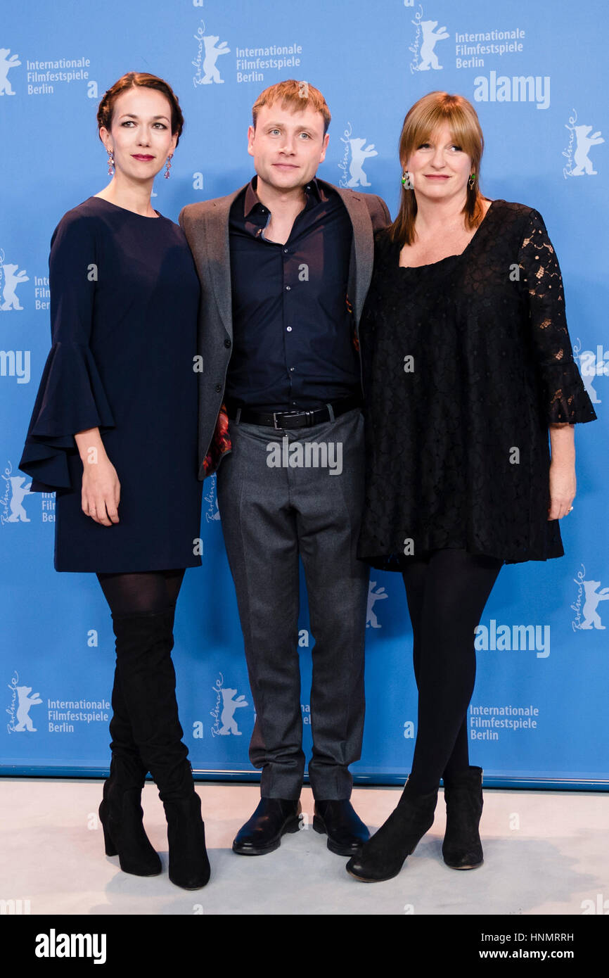 Berlin, Germany. 14th Feb, 2017. Actor Max Riemelt (M), producer Polly ...