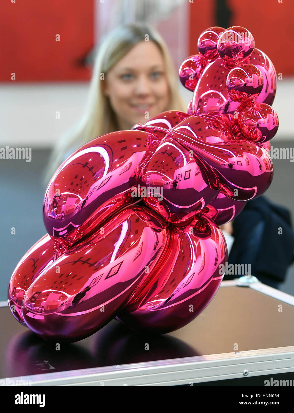 Rheinstetten, Germany. 14th Feb, 2017. The work "Balloon Venus" (2013 ...