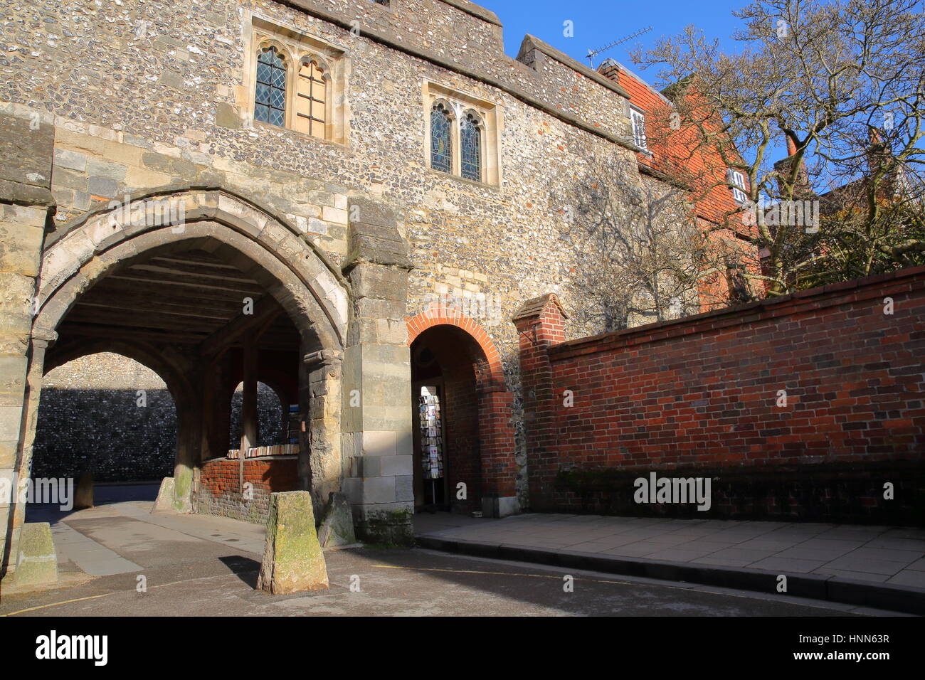 St swithun hi-res stock photography and images - Alamy