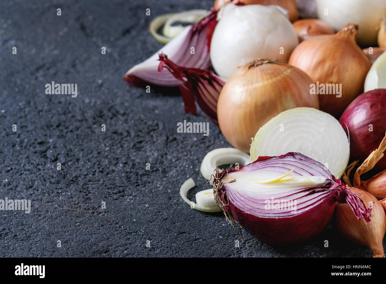 Variety whole sliced onion hi-res stock photography and images - Alamy
