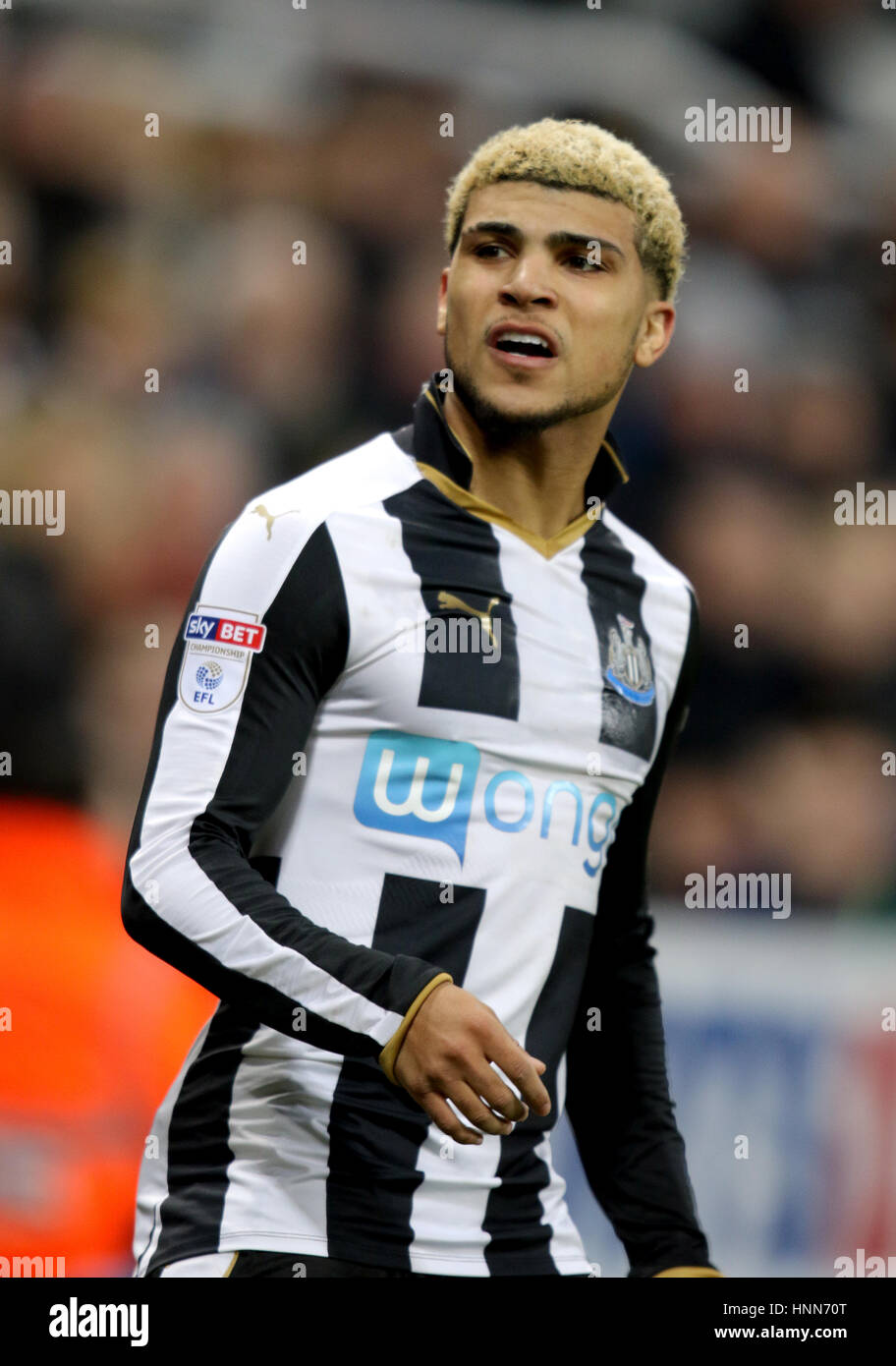 Newcastle United's DeAndre Yedlin Stock Photo - Alamy