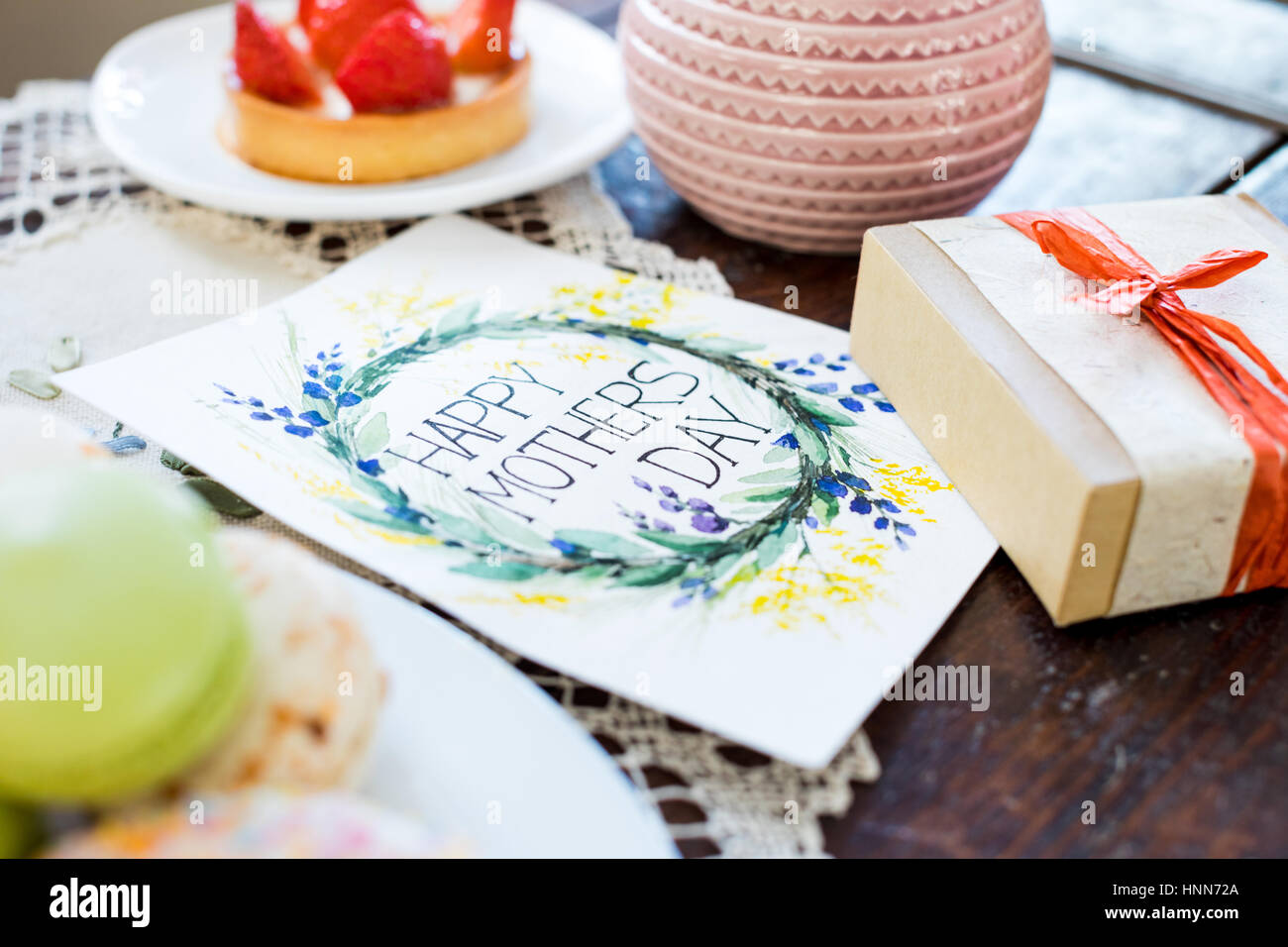 Watercolor gift box hi-res stock photography and images - Alamy