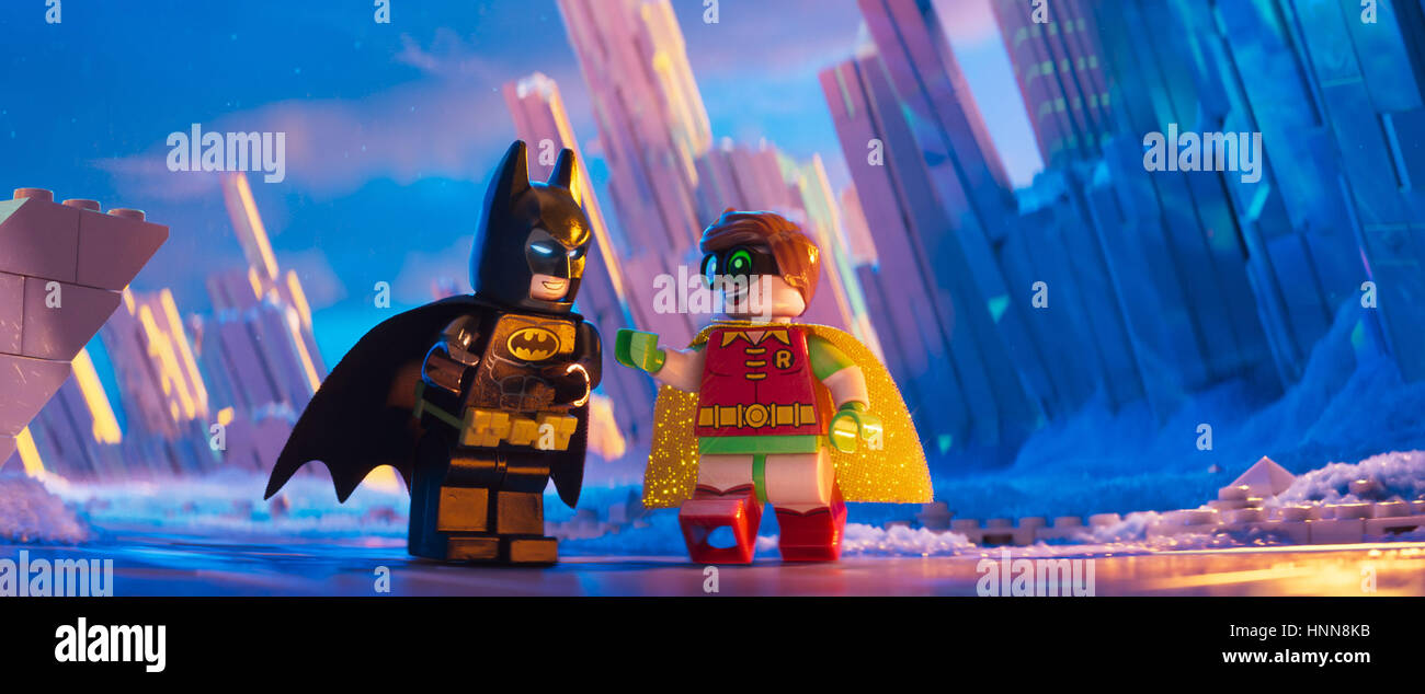 THE LEGO BATMAN MOVIE, from left: Batman (voice: Will Arnett), Robin ...