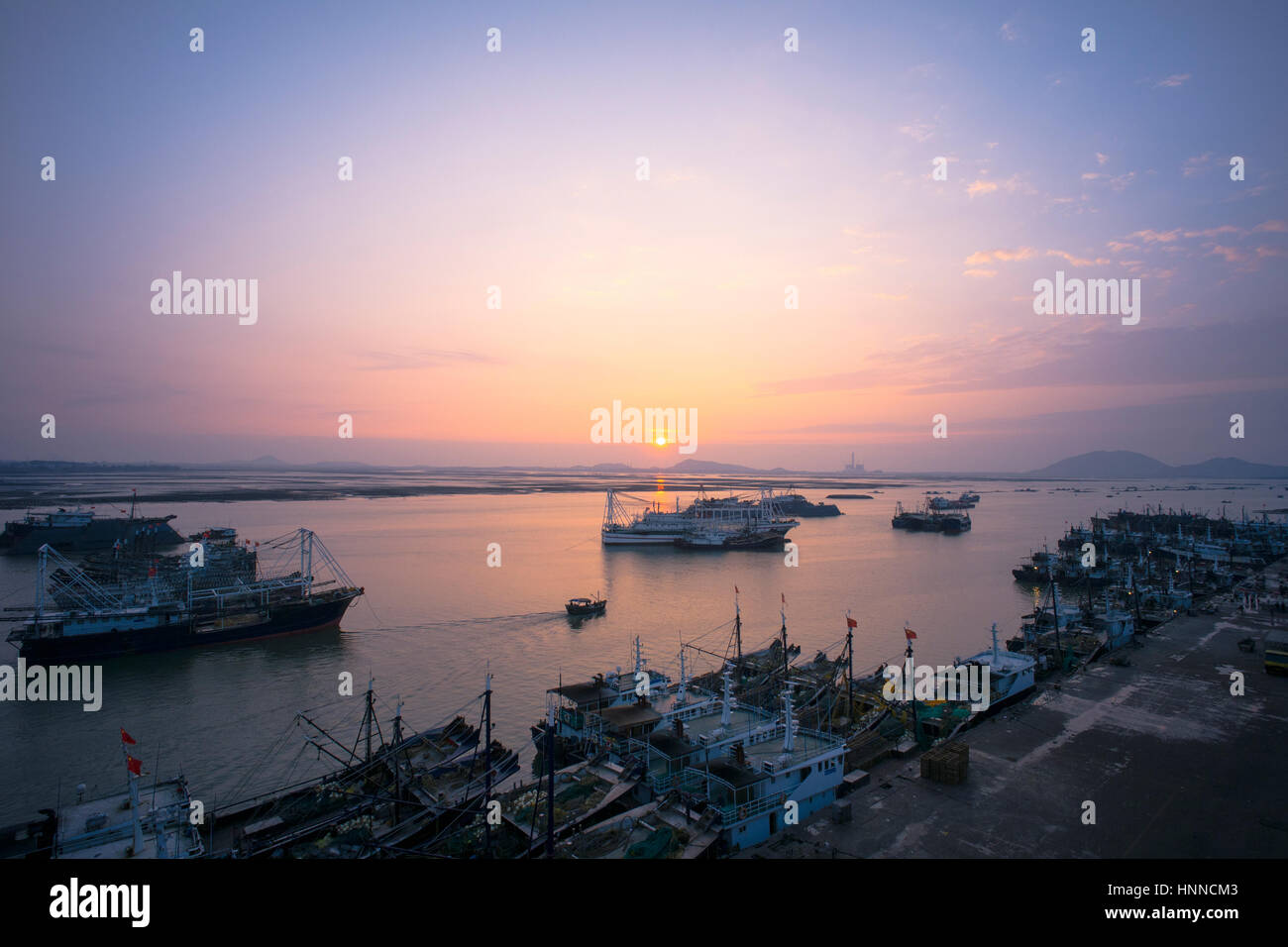 Maoming landmark hi-res stock photography and images - Alamy