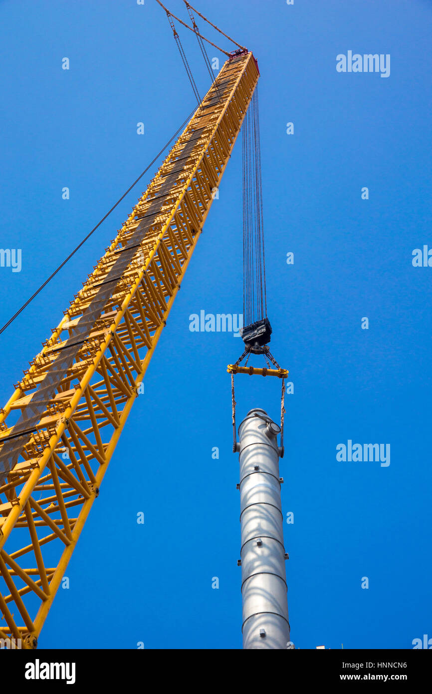 Tank crane setting hi-res stock photography and images - Alamy