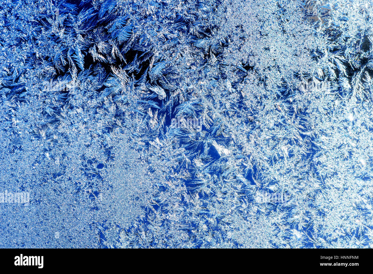 Ice crystals on a window hi-res stock photography and images - Alamy
