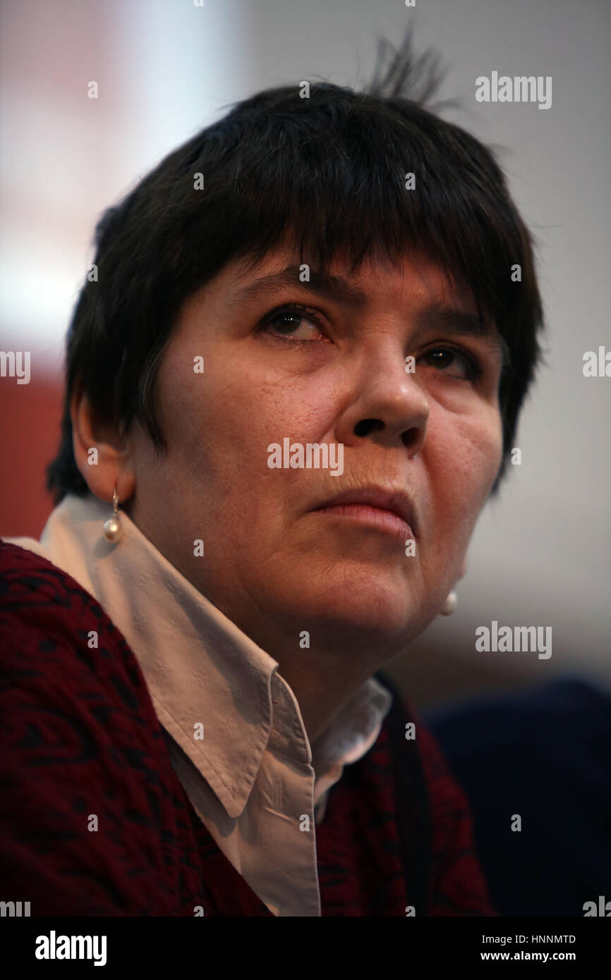 Claire fox hi-res stock photography and images - Alamy