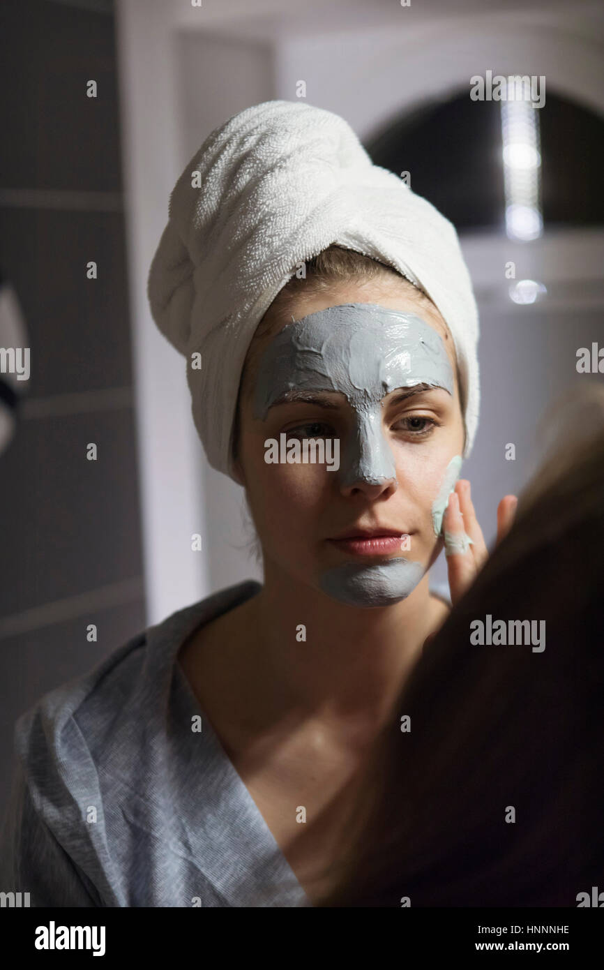 Facial activity hi-res stock photography and images - Alamy