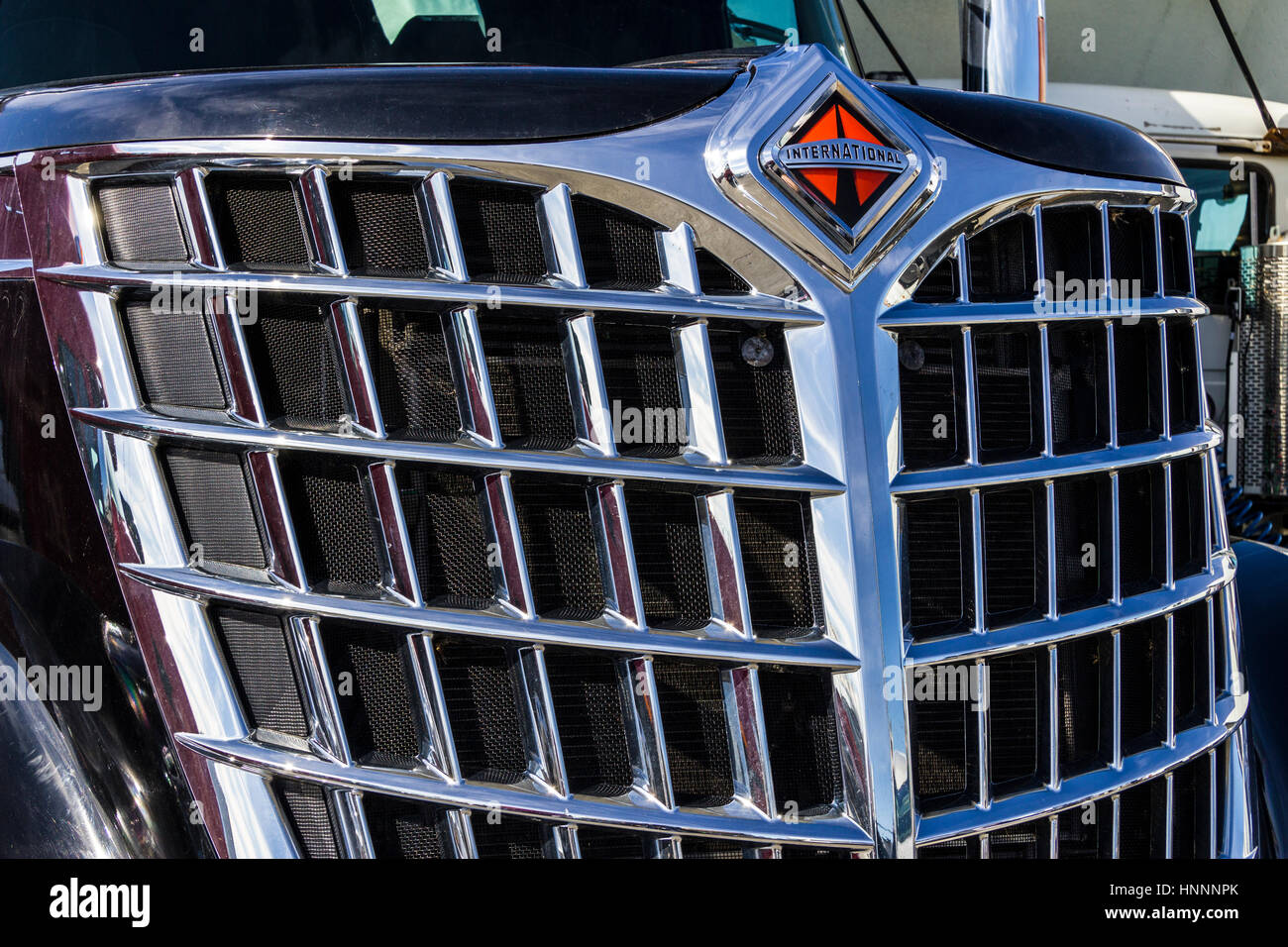 18 wheeler trucks hi-res stock photography and images - Alamy