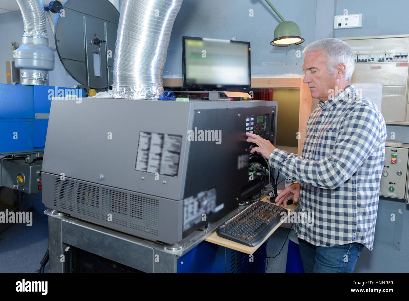 diagnostic of a broken machinery Stock Photo - Alamy