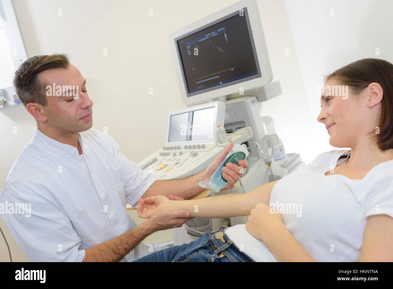 Patients arm analysis hi-res stock photography and images - Alamy