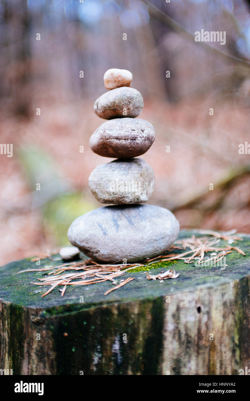 cairn marks the path Stock Photo - Alamy