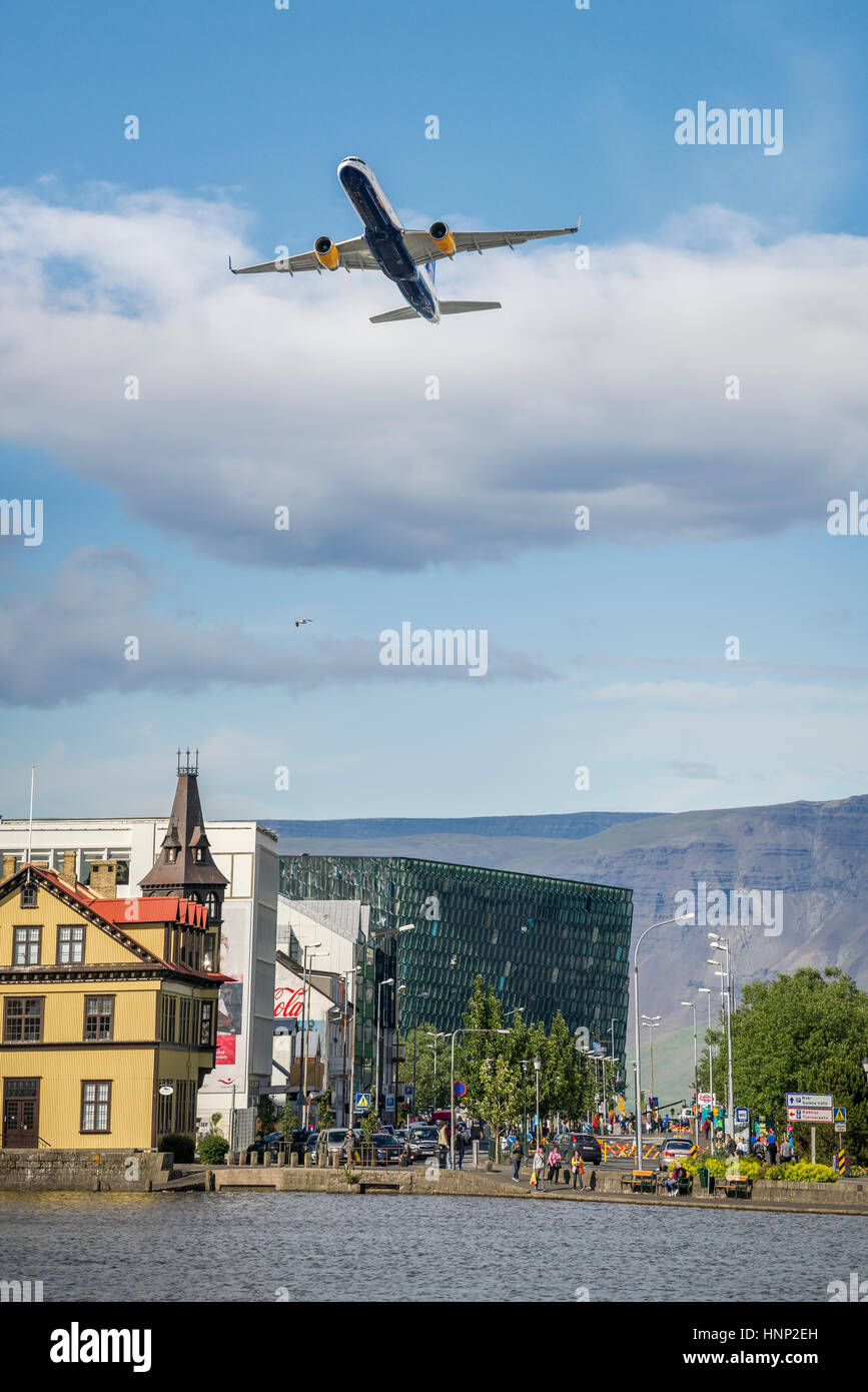 Airplane tours plane jet hi-res stock photography and images - Alamy