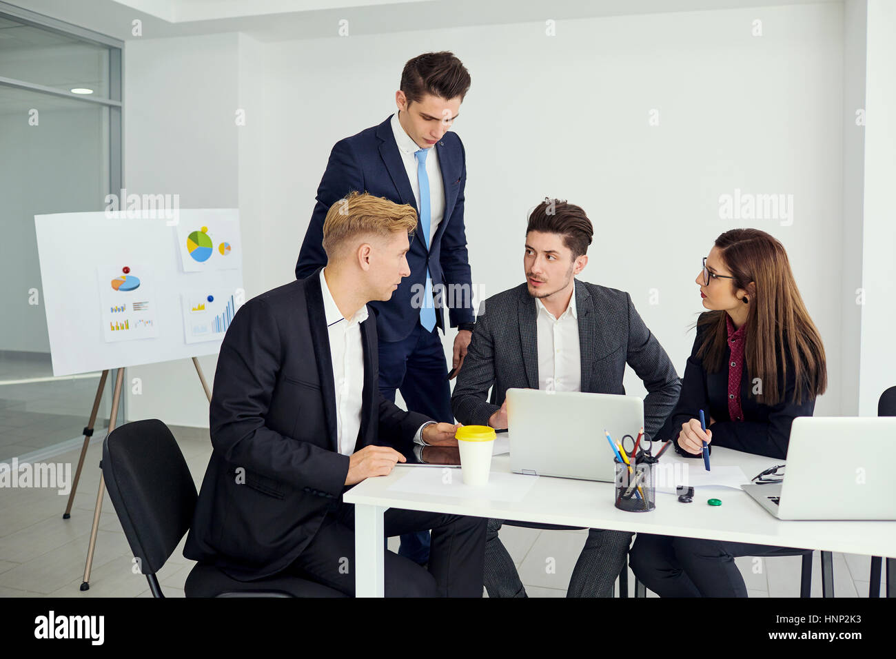 Work office training hi-res stock photography and images - Alamy