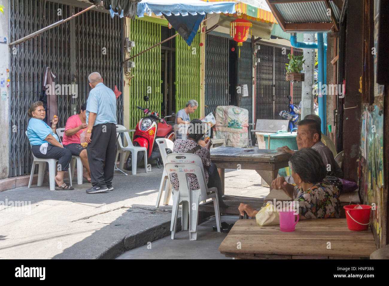 Daily life in thailand hi-res stock photography and images - Alamy