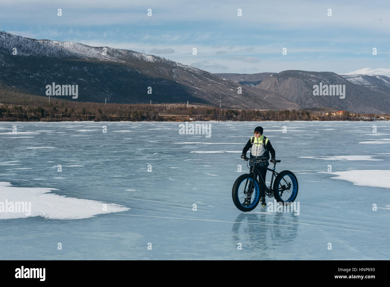 Fatbike. Fat tire bike Stock Photo - Alamy