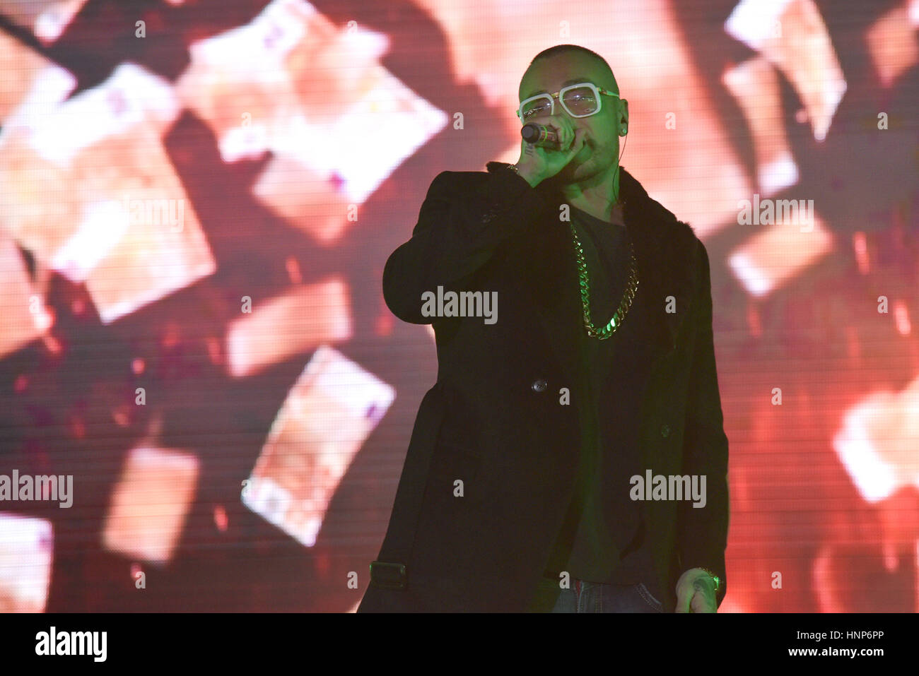 Gue Pequeno Rapper High Resolution Stock Photography and Images - Alamy