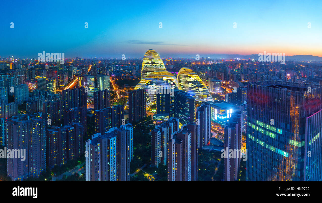 Wangjing Beijing SOHO city building night view Stock Photo - Alamy