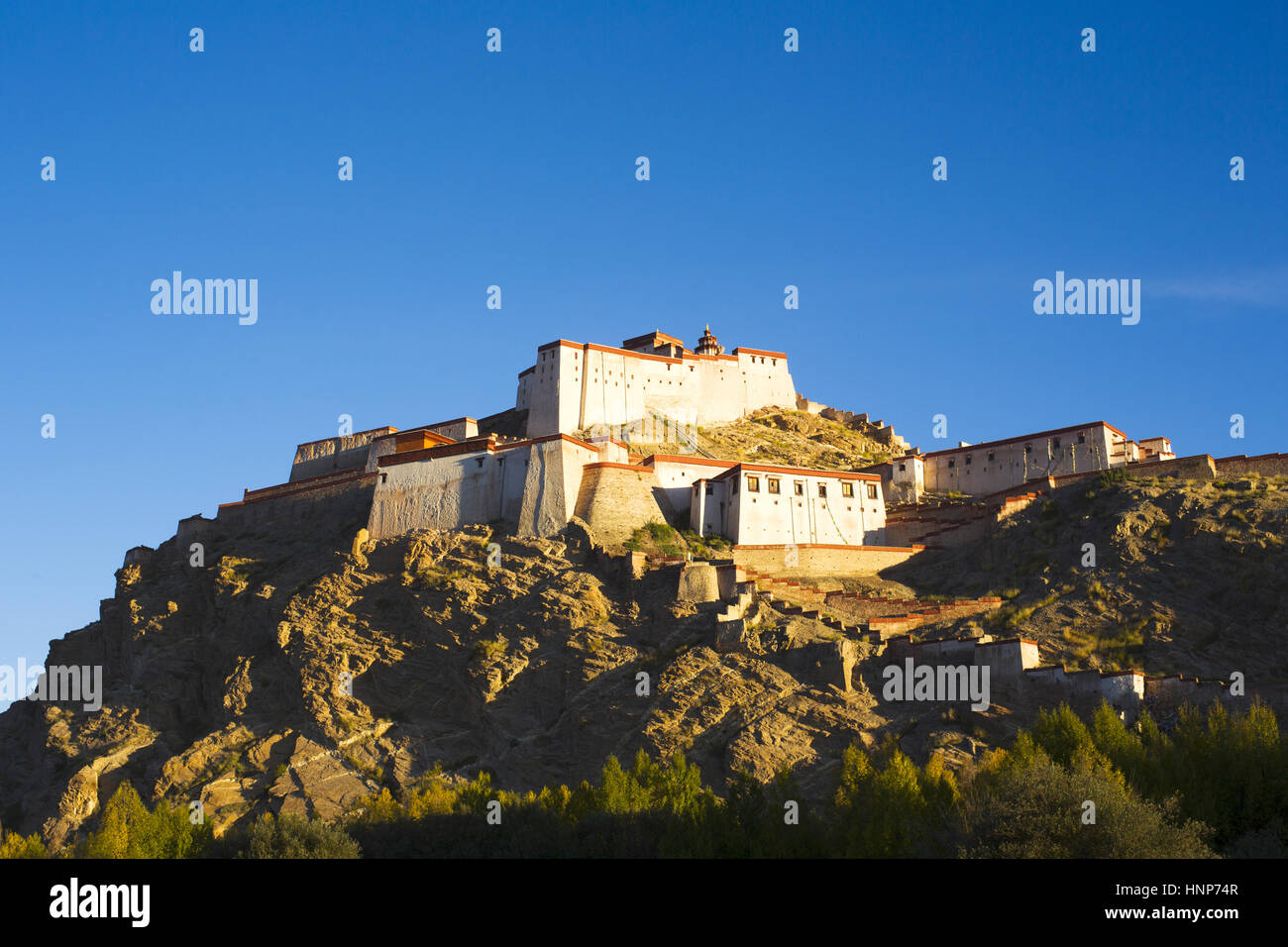 Jiangzi Old Castle of Shigatse Region in Tibet Stock Photo - Alamy