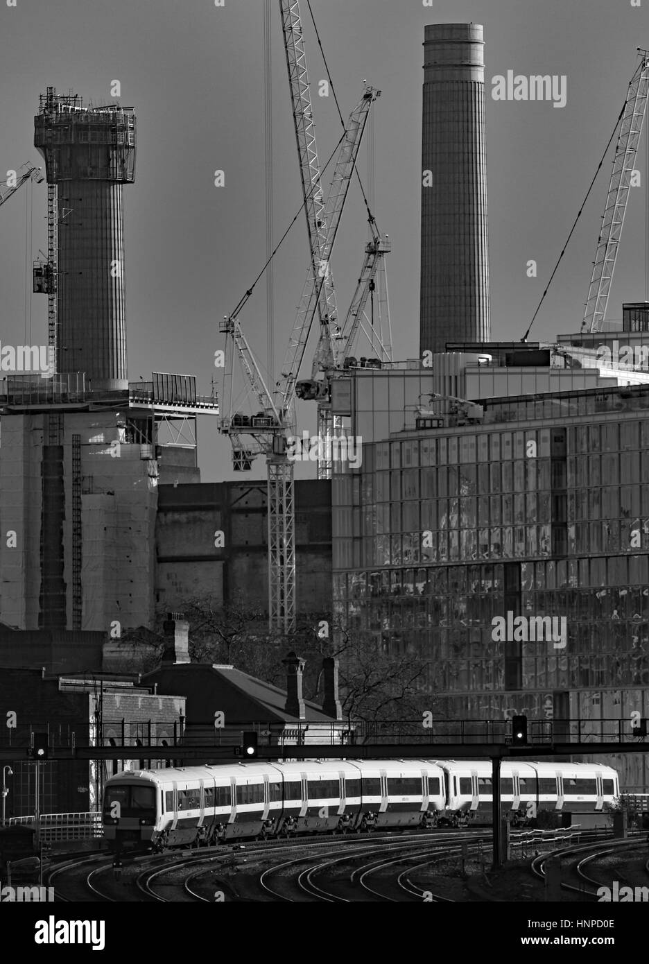 A southern rail train victoria station Black and White Stock Photos ...