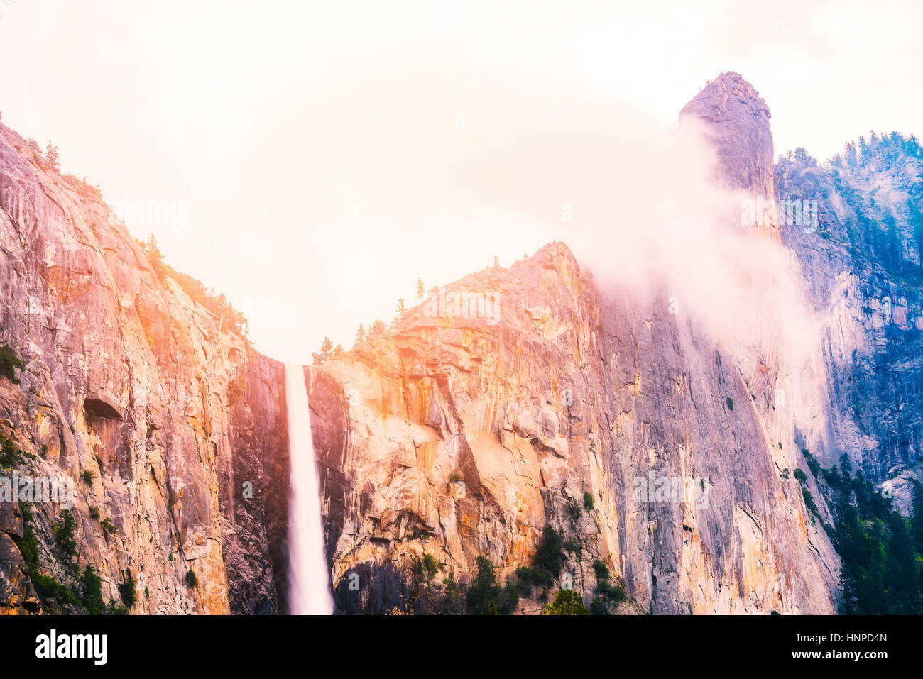 Tunnel view on yosemite valley hi-res stock photography and images - Alamy